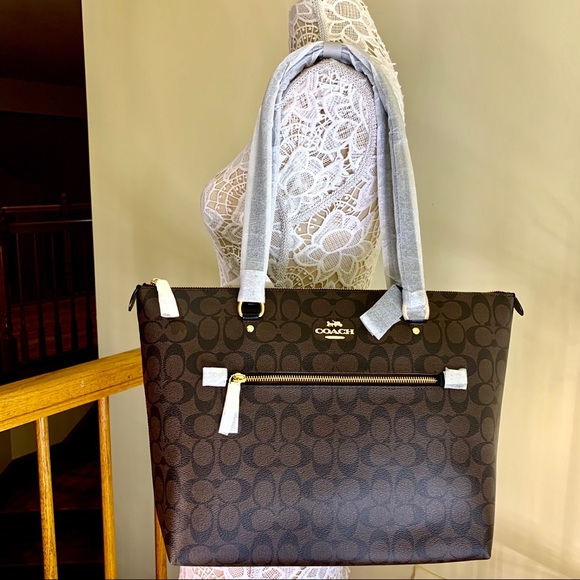 Coach | Bags | Coach Gallery Tote In Signature Canvas Bag | Poshmark